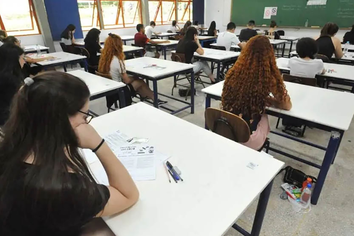 UEL aprova novo modelo de Vestibular em fase única e com dois dias de provas - CBN Londrina - A ...