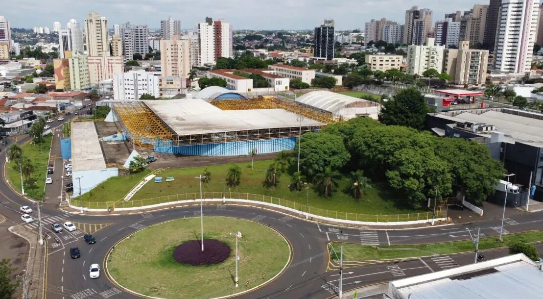 Roberto Carlos fará show no Moringão em Londrina em junho - CBN ...