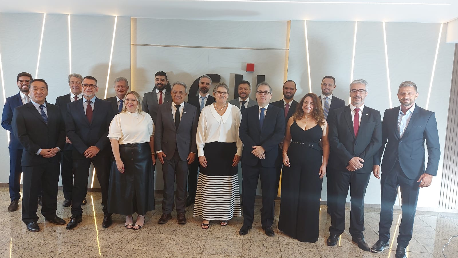 Empresário Angelo Pamplona assume presidência da ACIL - CBN Londrina ...