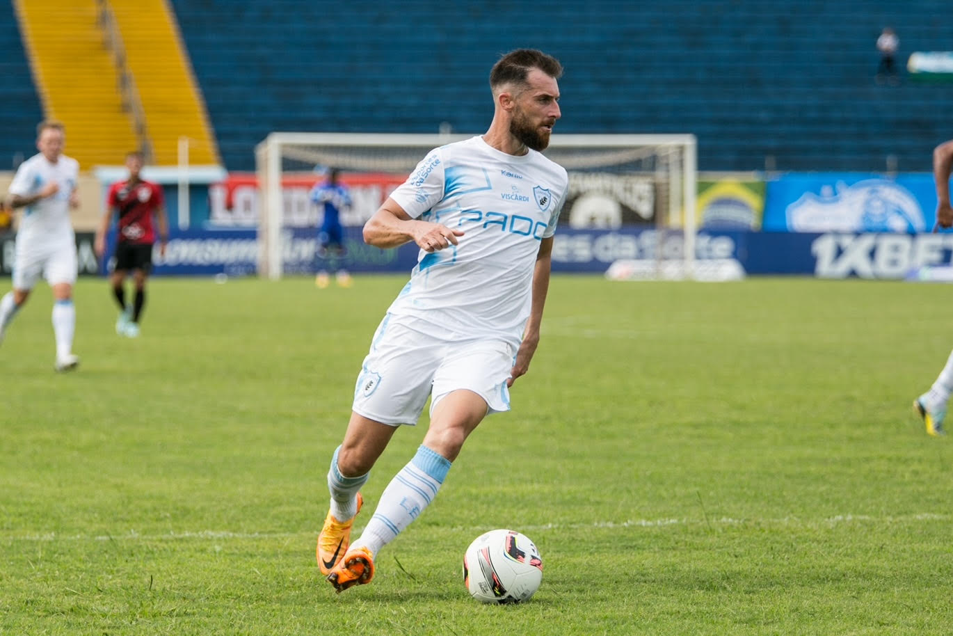 Diretoria do Londrina libera atletas pouco utilizados e já começa ...